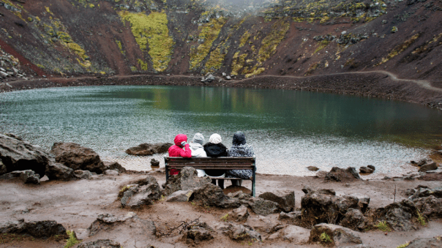 A Joyride Through Iceland, Barcelona, Edinburgh & London – Elizabeth ...